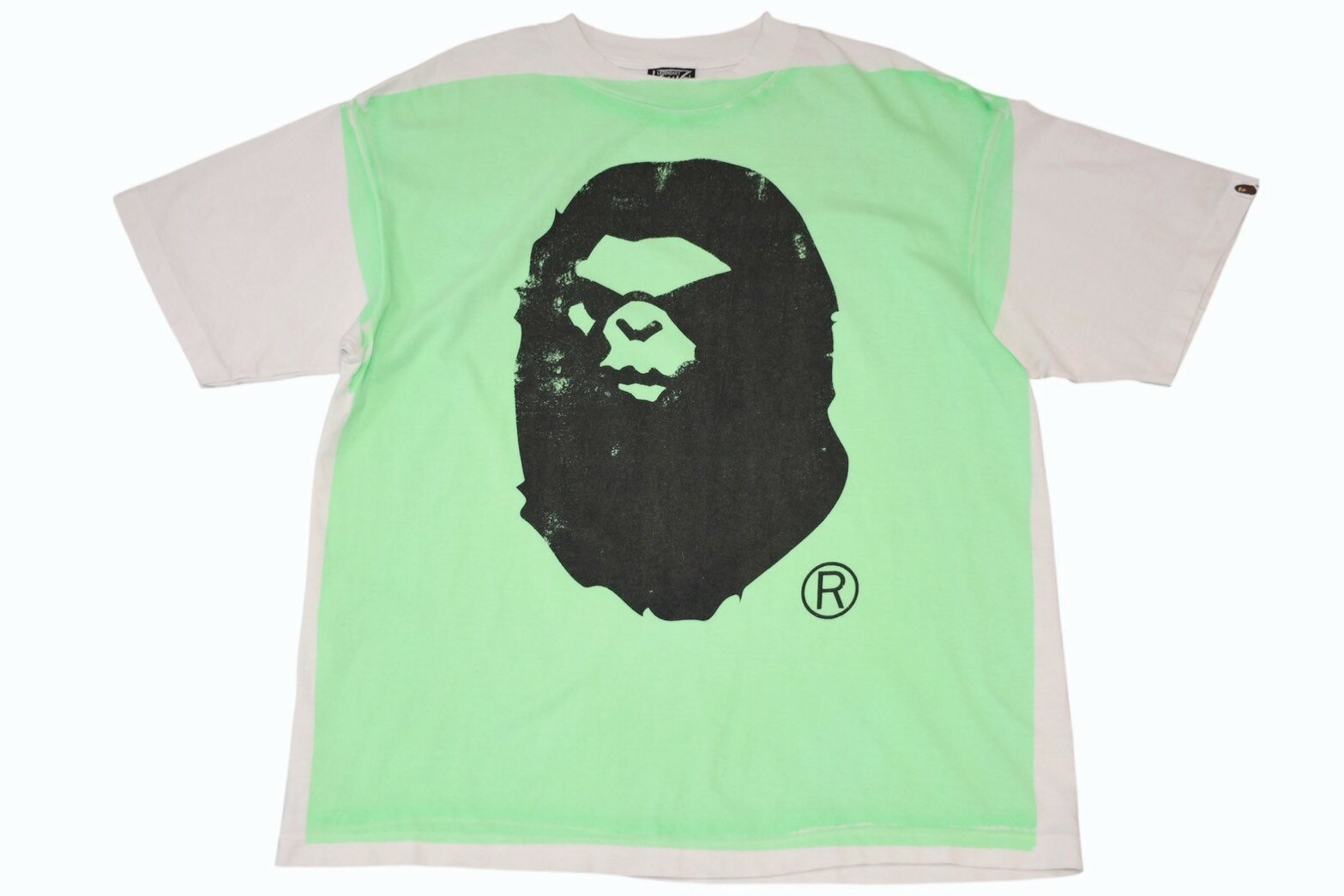 商品詳細 【商品名】 極美品 SAINT MICHAEL セントマイケル BAPE SS TEE 半袖Tシャツ SM-HR1-0000-C34 サイズL グリーン 中古 4b012015 【ブランド】 セントマイケル【アイテム】 半袖Tシャ...