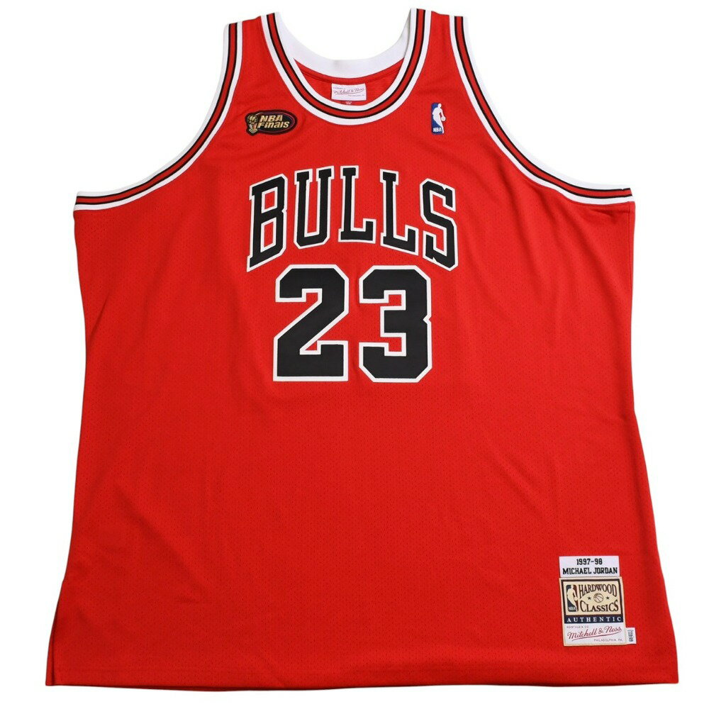 商品詳細 【商品名】 新品同様 Mitchell & Ness ミッチェル&ネス シカゴ ブルズ ゲームジャージ サイズ60(4XL) マイケル ジョーダン 1997-98 NBA Finals 中古 4a002306 【ブランド】 Mit...