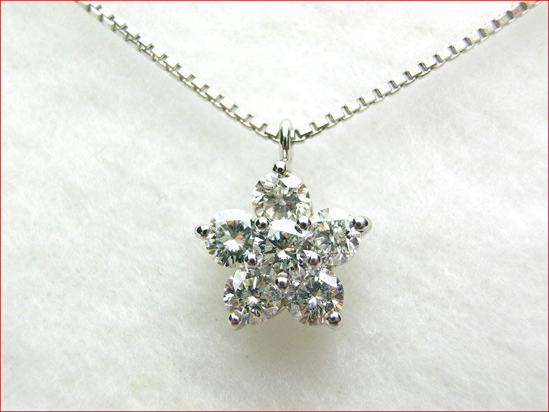 01036523 お品物詳細 主石の種類 ダイヤモンド 重さ 1.118CT 使用貴金属 PT900 デザイン フラワー オススメポイント 0.178 H VS2 Good, 0.184 H SI2 Good, 0.185 H SI2 Go...