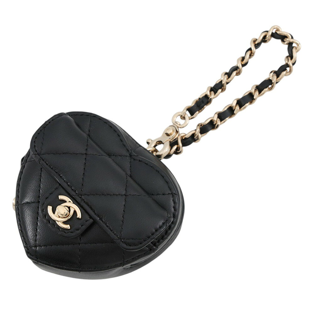 シャネル バッグチャーム マトラッセ ハート ミニ ラムスキン AP4838 CHANEL 黒 取扱店舗 倉庫在庫 店舗一覧 店舗一覧はこちら＞ 商品番号11374237 ランク中古S ブランドシャネル 状態表面/汚れ 金具/スレにおい/特...