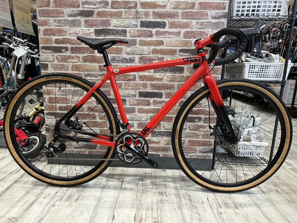 【ご注意】商品は店頭・他ネットショップでも販売しておりますので、ご注文をいただいても売り切れの場合がございます。ご了承ください。ブランド名チャージバイク charge bikes商品名グラベルロードバイク 168-180cm 2x11s P...