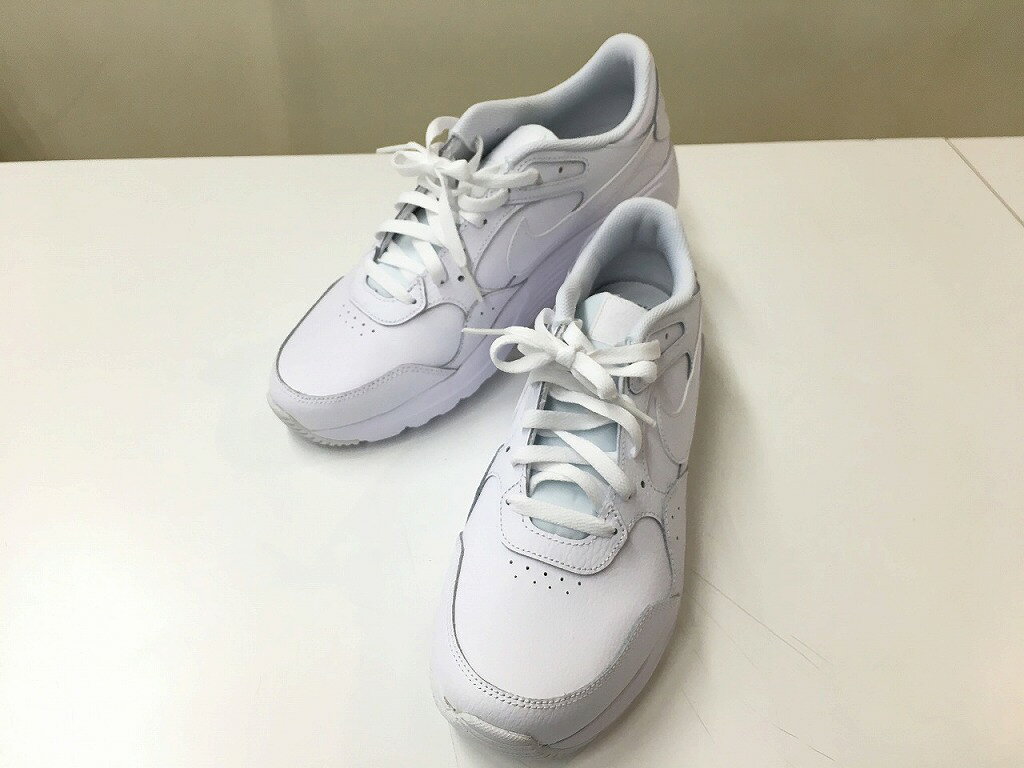 【ご注意】商品は店頭・他ネットショップでも販売しておりますので、ご注文をいただいても売り切れの場合がございます。ご了承ください。ブランド名ナイキ NIKE商品名【良品】AIR　MAX　SC　LEA　　27.0 DH9636-101商品説明本...