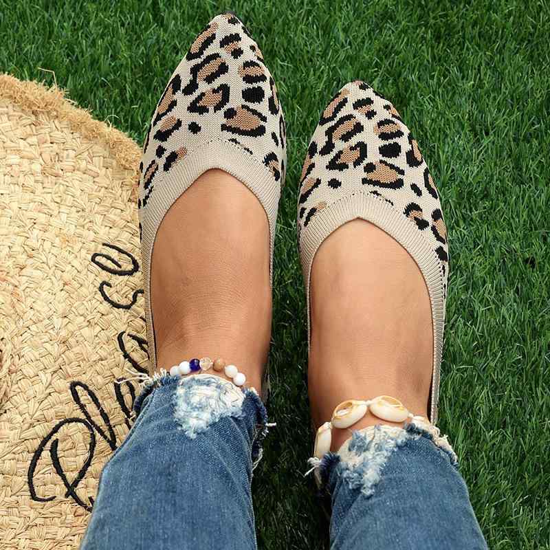 ・カテゴリ: メッシュシューズ・スタイル: カジュアル・性別: レディース・対象年齢層: 大人用・適応シーズン: オールシーズン・適応シーン: デイリー・適応スポーツ: ウォーキング・アッパー素材: メッシュ・ソール素材: ラバー・インナー...