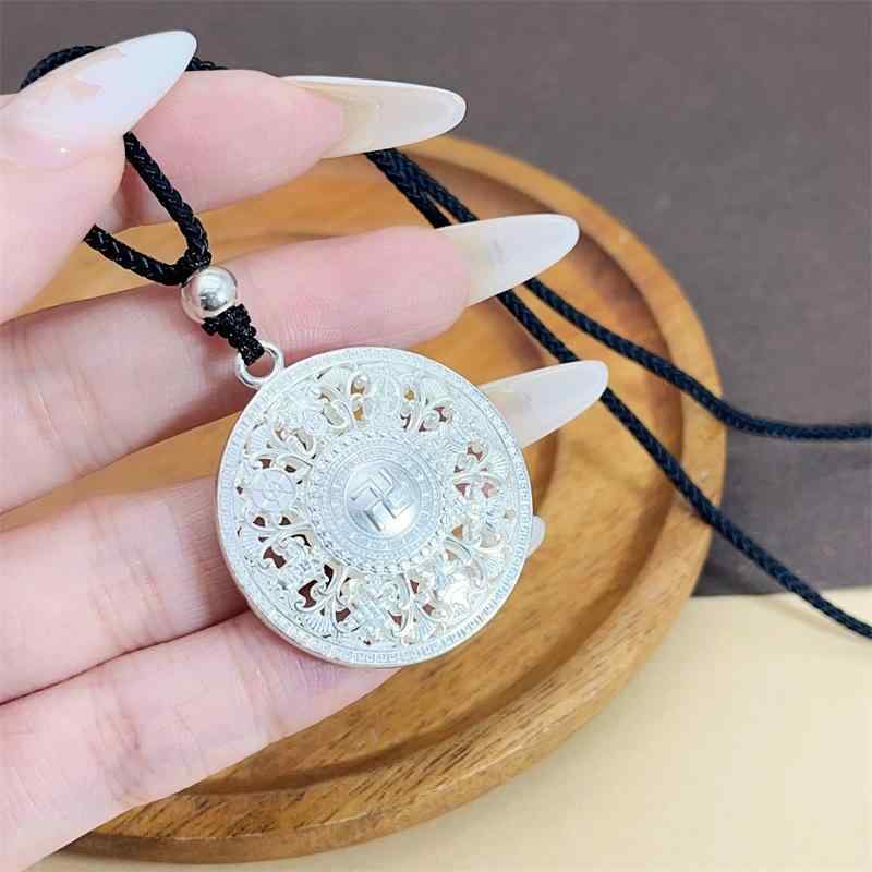 ・カテゴリ: ネックレス・素材: シルバー・純度: 純銀・スタイル: オリジナルデザイン・流行要素: 星空羅針盤・加工: 精工