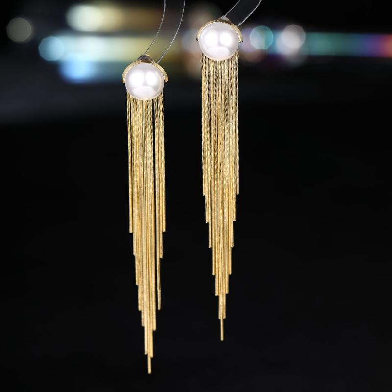 ・主な素材: 銅・形状: 幾何学模様・加工: 電鍍・カラー展開: ゴールド、シルバー・流行要素: ライン・スタイル: ファッション通勤・カテゴリ: ピアス・イヤリング・対象: レディース