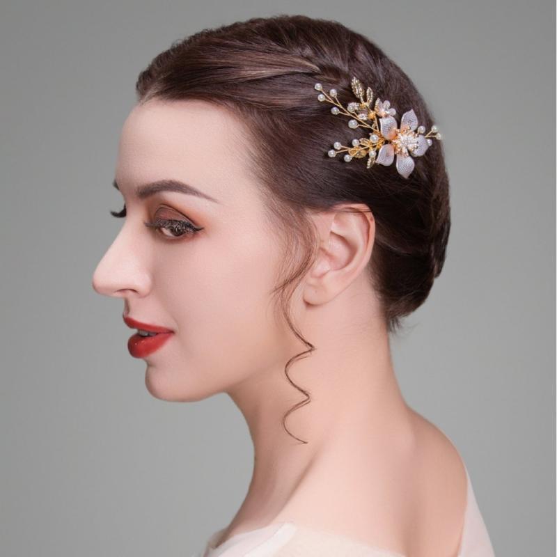 ・素材: フェイクパール・対象: レディース・製造方法: ハンドメイド・種類: ヘアクリップ・カラー: ゴールド、シルバー・重さ: 約14g・スタイル: 欧米風・スタイル分類: ファッション、オフィス・カテゴリ: ヘッドアクセサリー・サイズ...