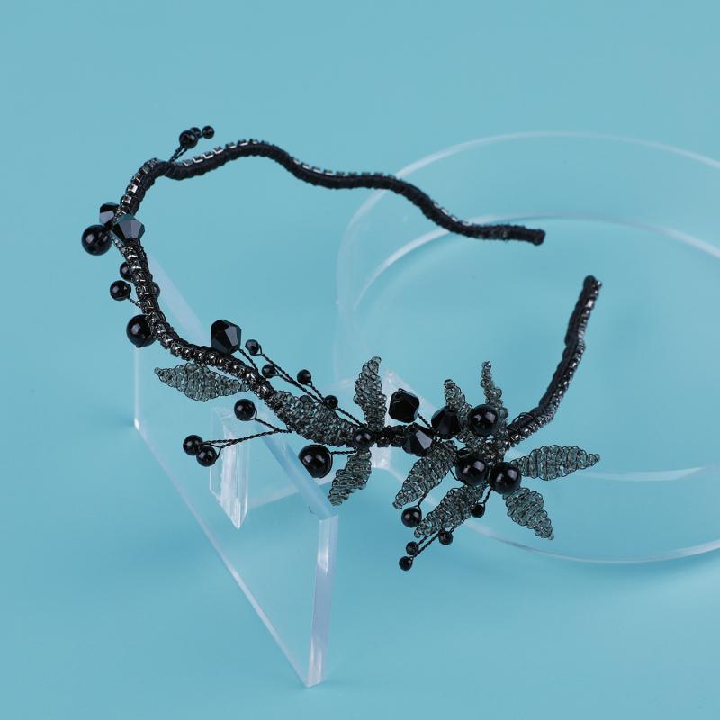 ・カテゴリ: ヘッドアクセサリー・素材: 水晶・加工方法: 純手作り・スタイル: 個性的・スタイル分類: 個性トレンド・人気要素: パール・人気要素分類: 自然・カラー: ブラック・対象: 女性