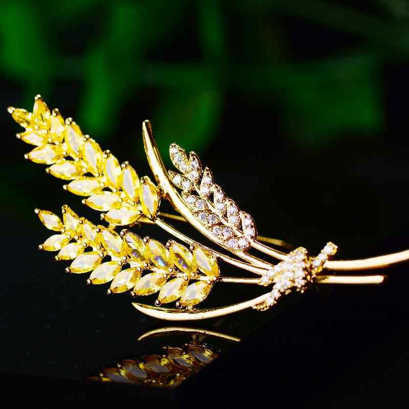 ・種類: ブローチ, ・性別: レディース, ・スタイル: 個性的, ・素材: 銅, ・加工: 電鍍, ・デザイン: 花柄, ・モチーフ: 麦の穂, ・カラー: ゴールド, ・用途: 装飾
