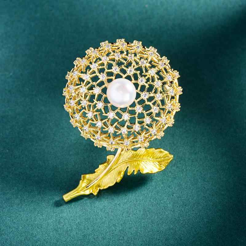・種類: ブローチ・対象: レディース・スタイル: ファッション通勤・テイスト: 高級感・素材: 銅、ジルコニア・加工方法: メッキ加工・モチーフ: 花、葉、タンポポ・カラー: ゴールド・用途: 装飾、固定