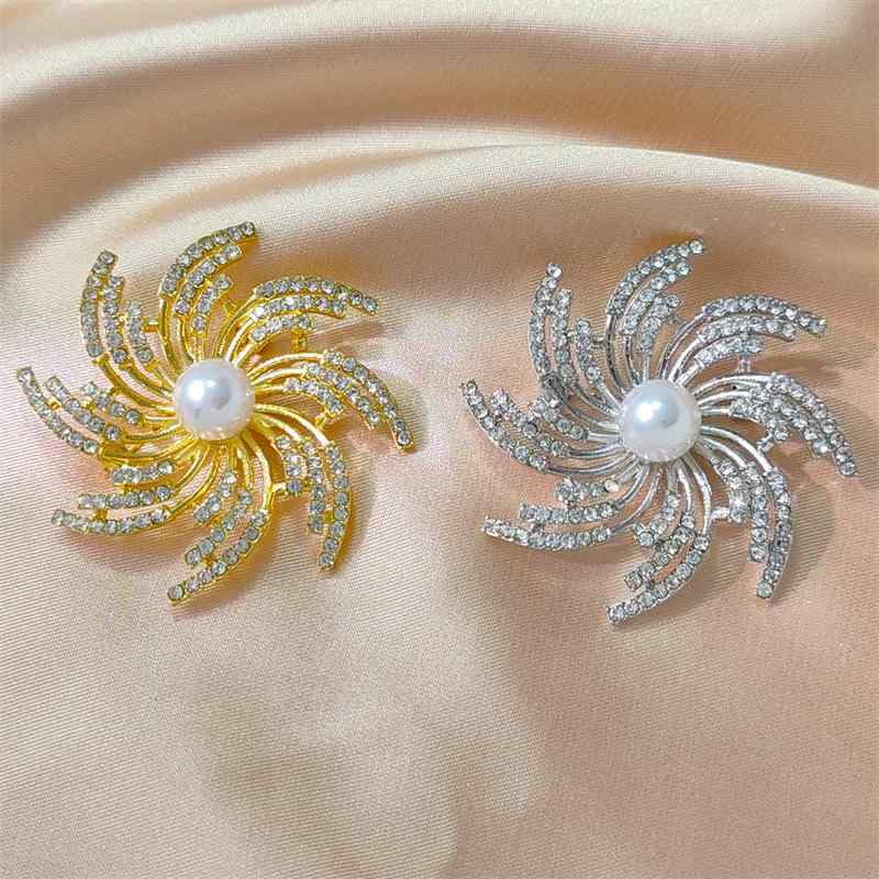 ・素材: 合金・対象: レディース・モチーフ: 幾何学模様、花、植物・加工: 電鍍・カラー展開: ゴールド、シルバー・用途: 記念、装飾、調整・スタイル: シンプル、ファッション通勤・カテゴリ: ブローチ