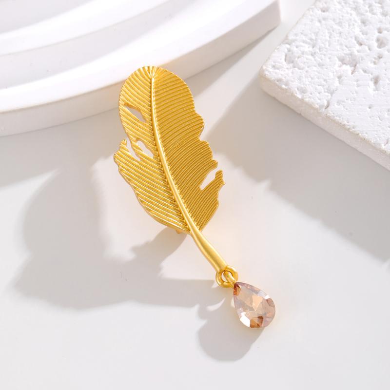 ・主な素材: 亜鉛合金・デザイン: 羽・加工方法: 電鍍・流行要素: 羽、自然・機能: 記念品、装飾、多機能、調整、両用、贈答用、固定・スタイル: ヴィンテージ・テイスト: 文芸レトロ・対象: 女性・種類: ブローチ