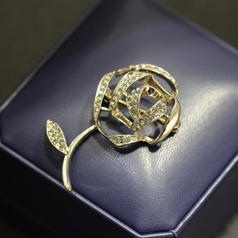 ・素材: 合金・形状: 花・加工: 電鍍・カラー: 金色・モチーフ: 薔薇・機能: 記念、装飾、ギフト、胸元カバー・スタイル: レトロ・スタイル分類: 文芸レトロ・対象: 女性・種類: ブローチ・モチーフ分類: 植物花