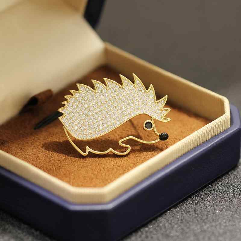 ・種類: ブローチ・カテゴリ: ファッション通勤・スタイル: ファッションOL・主要素材: 銅・加工: 電鍍・カラー展開: ゴールド、シルバー・モチーフ: 動物・用途: 記念、装飾、ギフト、胸元カバー、固定・対象: 男女兼用