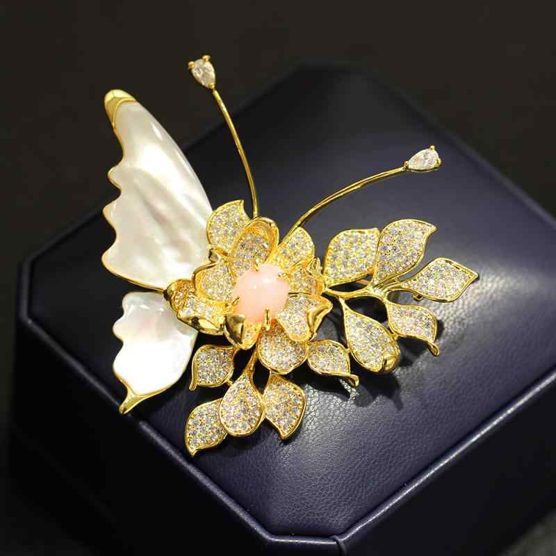 ・種類: 胸針・対象: 女性・スタイル: ライトラグジュアリー、ファッション通勤・素材: 銅・表面加工: 電鍍・カラー: ゴールド・モチーフ: 蝶、昆虫・機能: 装飾、ギフト、服飾固定