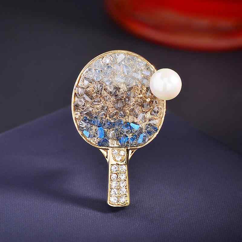 ・カテゴリ: ブローチ・主な素材: 銅、キュービックジルコニア装飾・スタイル: レディース・テイスト: スポーツ・スタイル分類: ファッション通勤・加工: 電鍍・カラー: ブルー・流行要素: 卓球・流行要素分類: 形状、パターン・用途: 記...