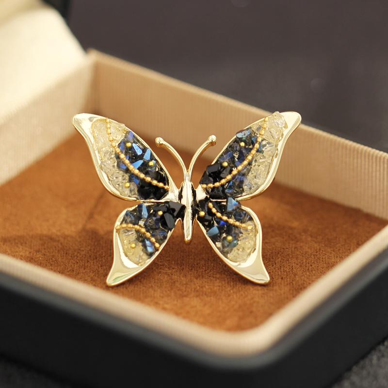 ・カテゴリ: ブローチ・スタイル: ファッションOL、通勤・主な素材: 人工クリスタル・形状: 動物・加工技術: 電気メッキ・柄: 蝶・カラー: ゴールド・対象: 男女兼用・機能: 記念、装飾、贈答用、めくれ防止、固定