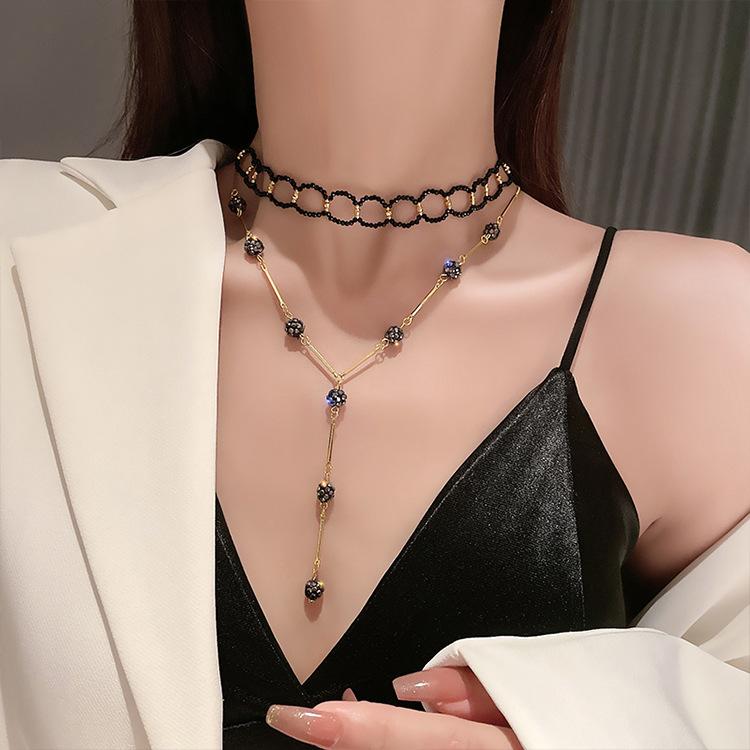 ・カテゴリ: ネックレス・スタイル: 日韓風・スタイル分類: 清新フェミニン・対象: 女性・素材: 銅・加工: 手作業・ペンダント素材: 合金・形状: 幾何学模様・流行要素: 環状、幾何学・長さ: 21～50cm