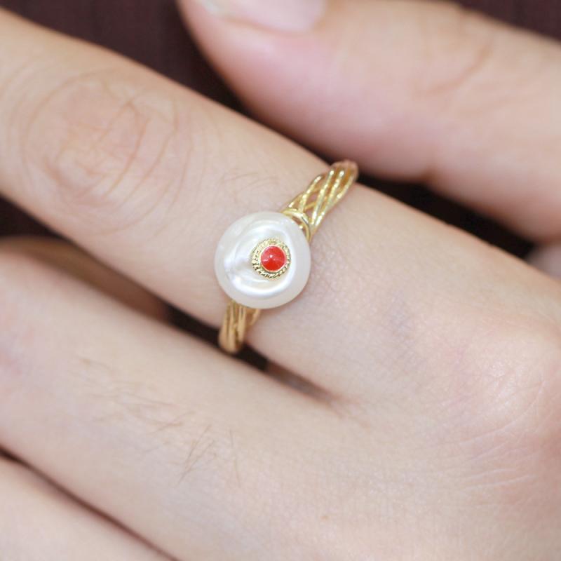 ・カテゴリ: リング ・素材: 銅 ・形状: 幾何学デザイン ・加工: 電鍍 ・カラー: ゴールド ・デザイン要素: 線 ・スタイル: 宮廷風 ・スタイル分類: 文芸レトロ ・対象: レディース