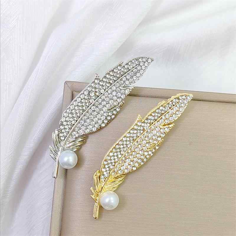 ・素材: 合金・スタイル: 羽根ブローチ・加工方法: 電鍍・カラー展開: シルバー、ゴールド・モチーフ: 羽根・機能: 記念、装飾、胸元カバー・テイスト: ナチュラル・スタイル分類: フレッシュスイート・対象: ユニセックス・種類: ブローチ