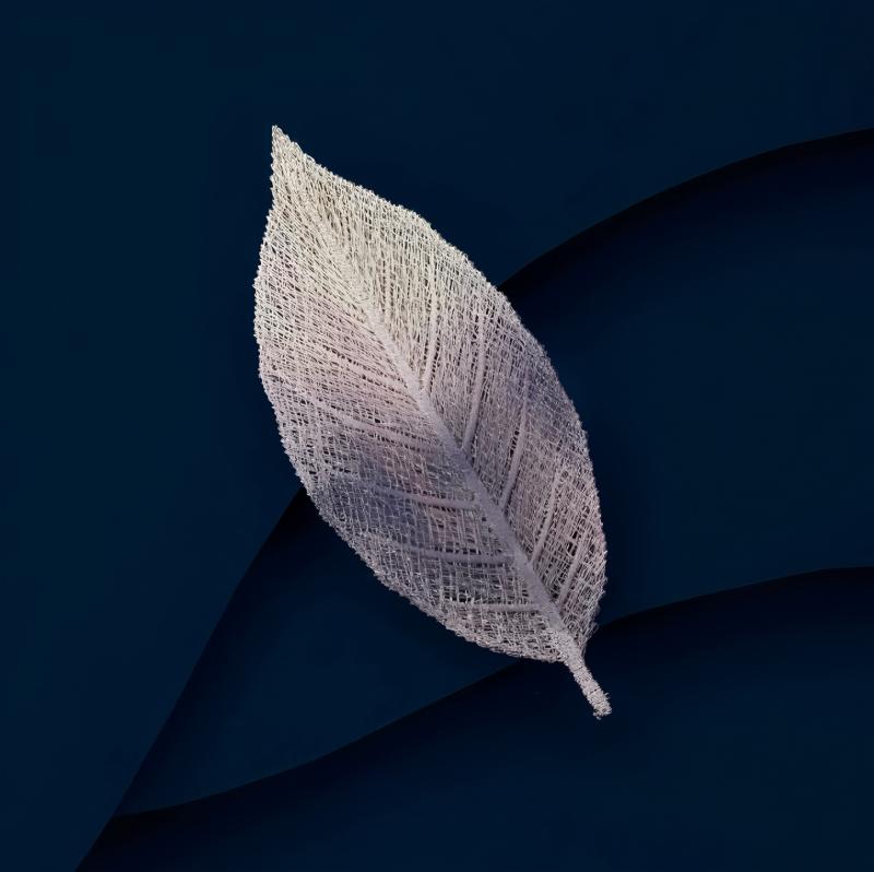 ・カテゴリ: ヘアアクセサリー・スタイル: フレッシュフェミニン・主な素材: 布・対象: 女性用・種類: サイドクリップ・加工方法: ハンドメイド・モチーフ: 葉・カラー展開: グラデーショングリーン、グラデーションパープル、グラデーションピンク