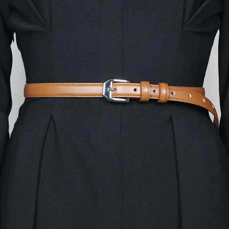 ・素材: 本革・革の種類: スプリットレザー・バックル素材: 合金・留め具: ピンバックル・カラー展開: ブラウン、キャメル、ブラック・幅: 細身 (2cm未満)・長さ: 107cm・スタイル: ベーシック・テイスト: ファッション通勤・デ...