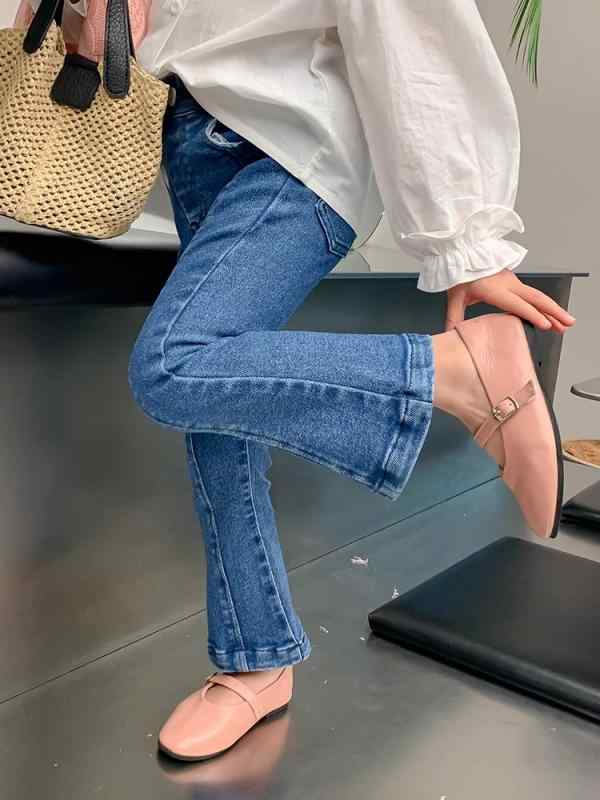 ・カテゴリ: デニムパンツ・スタイル: 韓国風・主な素材: 綿67%・丈: ロング・対象性別: 女の子・加工: 柔加工・柄: 無地・デザイン要素: スポーツ, 田園風, かわいい, プリンセス, トレンド・ウエスト: ミッドウエスト・開閉部...