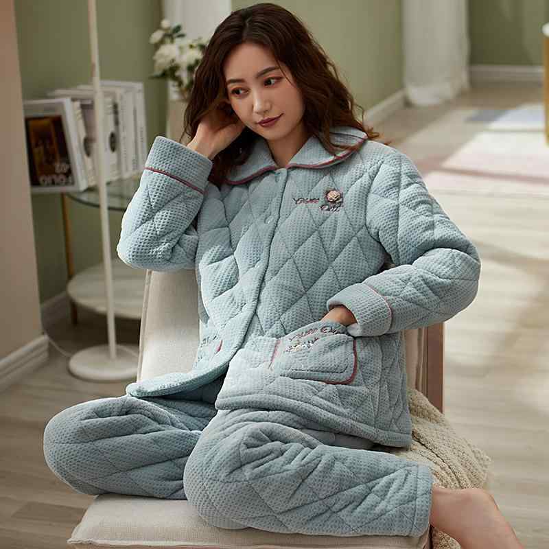 ・カテゴリ: セットアップ・主な素材: サンゴフリース中綿・スタイル: セットアップ・素材: ポリエステル・ネックライン: 襟付き・袖丈: 長袖・パンツ丈: ロングパンツ・用途: カジュアル、睡眠、ホームウェア、快適、外出可能・対象: 中年...