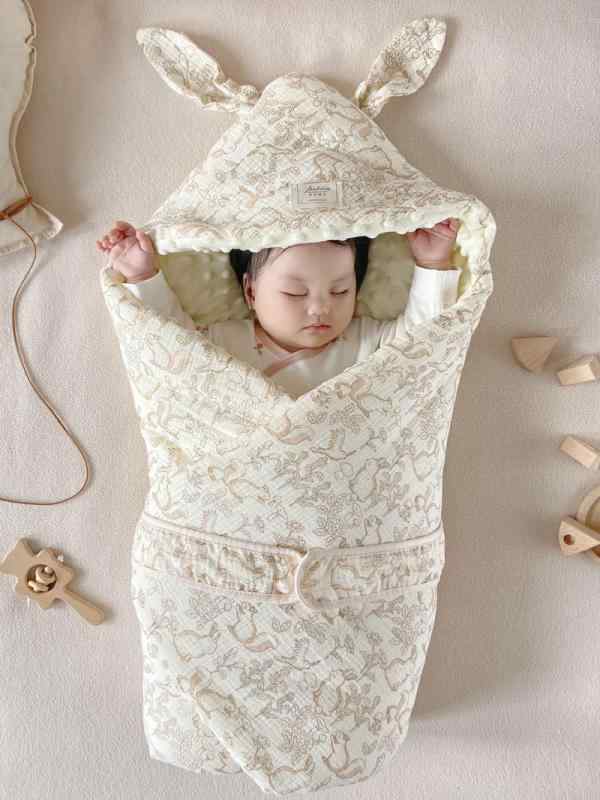 ・カテゴリ: 抱被・主な素材: 純綿・適合シーズン: 冬、秋・詰め物: ポリエステル綿・柄: 動物、無地、漫画、文字、花、水玉・カラー展開: 森林ウサギ、サーカスのピエロ、ファンタジー松ぼっくり、カラードット、パーティーベア、花言葉、星空ベ...