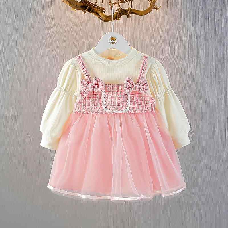 ・スタイル: プリンセス・主な素材: 綿96%・カテゴリ: ワンピース・性別: 女児用・対象年齢: 1〜3歳 (80〜100cm)・柄: 無地・着用シーズン: 春、秋・袖丈: 長袖・スカート丈: プリンセススカート・カラー展開: ピンク、ダ...