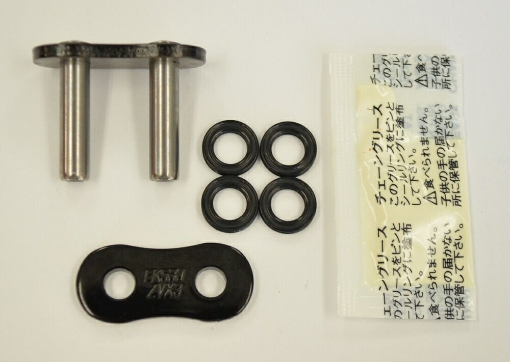 ■商品概要カラー：ブラックサイズ：530適合チェーン：530ZVX3(BK)タイプ：カシメジョイント(MLJ)　※画像はイメージです。■適合車種&ensp;&ensp;&ensp;備考: 汎用