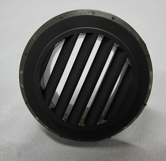 ■詳細説明フィンが45度傾斜している吹き出し口です。吹き出し口は360度回転します。取り付けには、別途スリーブ(9009239B)が必要となります。■取付難易度：★★☆☆☆■注意点※取り付けには、別途スリーブ(9009239B)が必要となり...