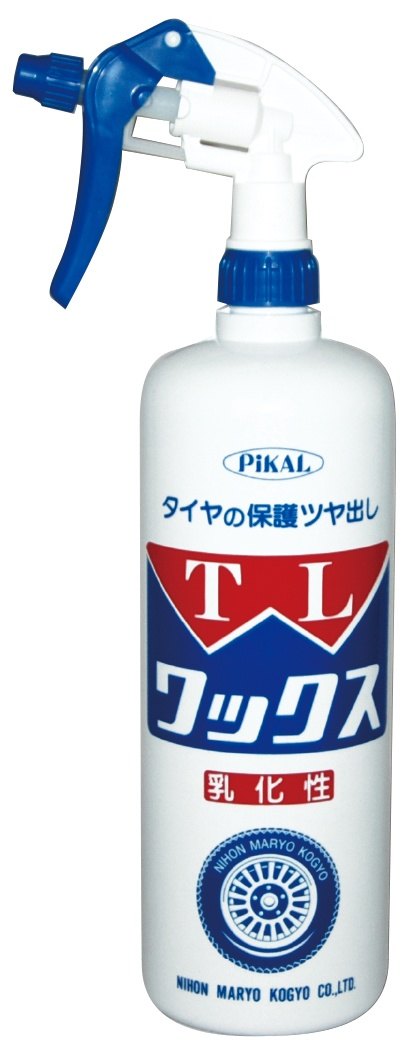 ■商品概要容量：1L部位：タイヤ用途：つや出し■詳細説明深みのあるツヤ乳化性液状タイプのためタイヤにやさしい【使用方法】1.あらかじめタイヤを水洗いし、汚れを落としてください。2.使用前に良く容器を振ってください。3.15-20cm離してタ...