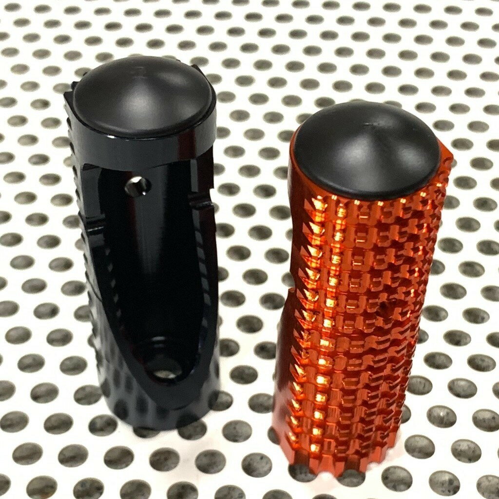 ■商品概要【入数】1本・長さ70ミリ (樹脂キャップ含め75ミリ)・取り付け部外径Φ24・ブーツ接触面R14【付属品】・C.S M8×50：1個・M8六角Uナット フランジ有：1個■詳細説明タイプ2をベースに、転倒時の耐久性を向上させた物で...