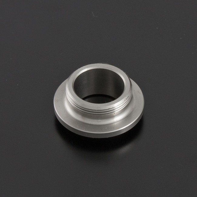 ■商品概要適合アダプターナット：22mm■詳細説明22mmのアダプターナットを使用する為の溶接用アダプター。ガソリンタンクをリペアしたり、新たにガソリンタンクを製作する際にあらかじめ取り付けておくと便利です。■注意点※海外輸入製品につき、メ...