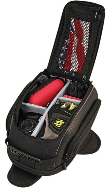 ■商品概要【Specs】PRODUCT NAME：TANK BAGTYPE：TANK BAGCOLOR／FINISH：BLACKHEIGHT：5-1／2”WIDTH：8-1／2”LENGTH：13”UNITS：EACHRIDING STYL...