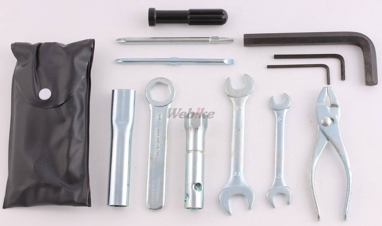 ■商品概要【メーカー品番】09800-26820■備考【セット内容】・ ツール収納袋・ プライヤー・ オープンスパナ 2本(10mm×12mm、14mm×17mm)・ ドライバー(プラスとマイナスの差換えタイプ)及びドライバーグリップ・ ド...