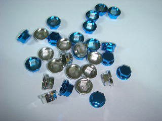 ■商品概要【サイズ】14mm【入数】8個■詳細説明頭が六角のボルトで14mmの頭にかぶせます。