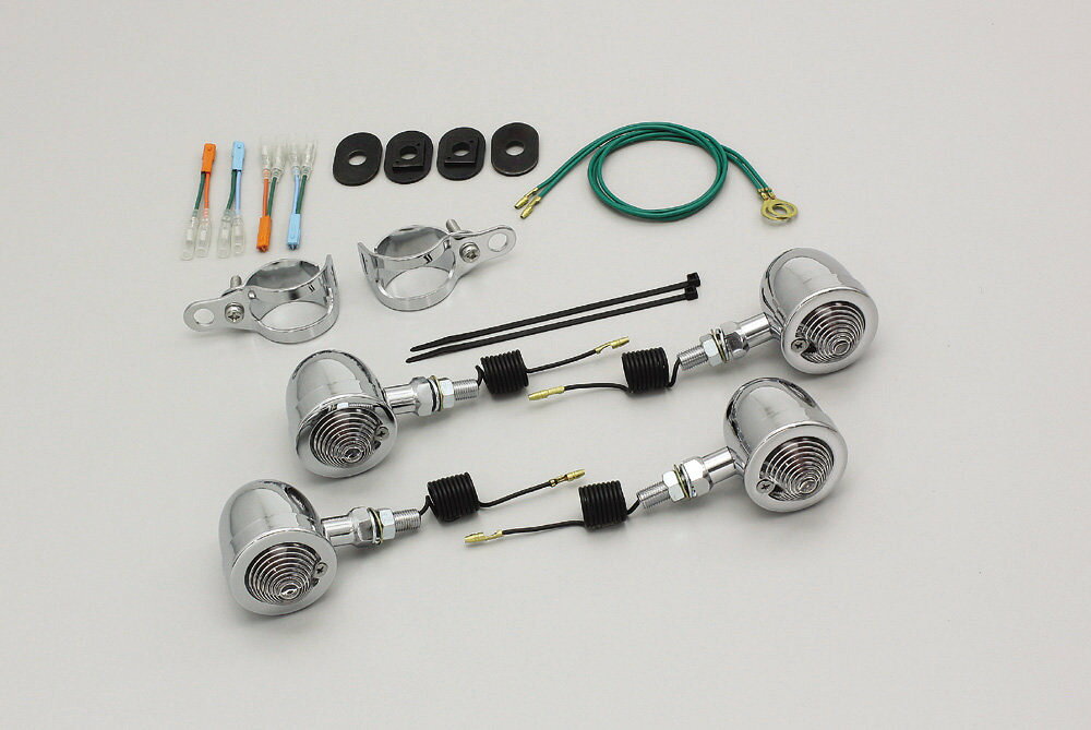 ■商品概要カラー：クリアレンズジョイントハーネス付12V15W球組込みフォークマウント■注意点※画像には他のカラーリング／他のタイプが含まれている場合があります。■適合車種シャドウスラッシャー400&ensp;シャドウスラッシャー400 年...