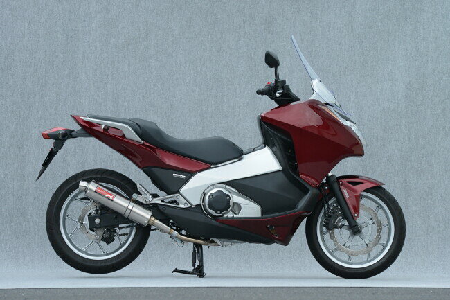 ■商品概要エキパイ素材：ステンレスサイレンサー素材：チタン／Φ108×400アルミエンドキャップ音量：87dB/3125rpm重量：2.2kg (STD：3.7kg)JMCA認定 認証制度適合 加速騒音規制対応タンデム：○ドレン：○エレメン...