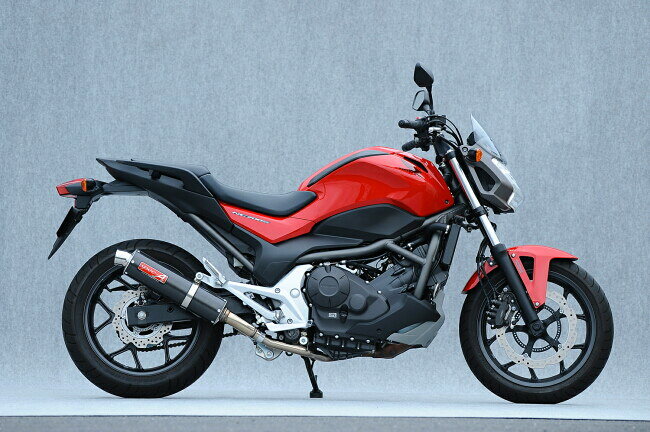 ■商品概要エキパイ素材：ステンレスサイレンサー素材：カーボン／Φ110×400アルミエンドキャップ音量：87dB/3125rpm重量：2.4kg (STD：3.7kg)JMCA認定 認証制度適合 加速騒音規制対応タンデム：○ドレン：○エレメ...