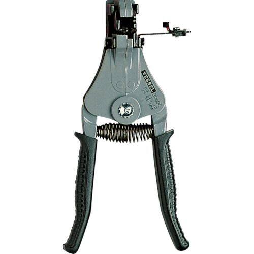 ■商品概要【全長 (mm)】170【適合電線】0.9/1.25/2.0/3.5/5.5mm[[の2乗]]より線【重量】350g【仕様】・ストリップゲージ付・別途交換ブレードあり【メーカー品番】3000C【原産国】日本■詳細説明【特長】●線を...