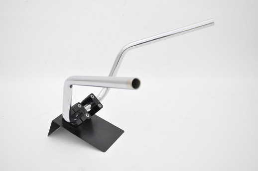 ■商品概要【サイズ】全高：150mm全幅：535mmホルダー取付部の有効幅：125mmプルバック：360mm内入角度：65度前傾角度：55度外径：φ22.2肉厚：2mm■ハイテクノロジーベンダー加工■ストレートポリッシャー加工■ハンドポリッ...