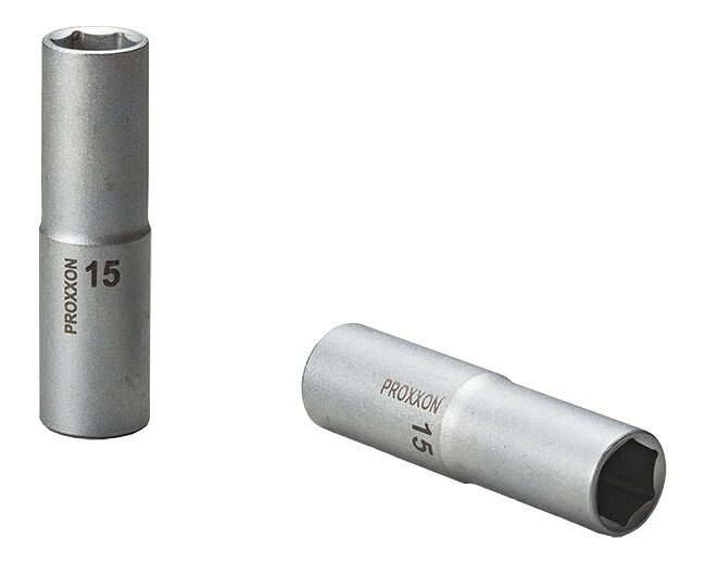 ■商品概要サイズ：15mm差込角サイズ：1／2(12.7mm)ソケット外寸：直径＝Φ22mm (作業口＝Φ21mm) 長さ＝80mm重量：119g【素材／材質】クロムバナジウム鋼表面仕上：下地に二層のニッケルクローム／最終仕上げはマットクロ...