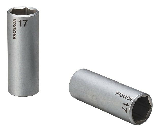 ■商品概要サイズ：17mm差込角サイズ：3／8(9.5mm)ソケット外寸：直径＝Φ23.3mm 長さ＝64mm重量：111g【素材／材質】クロムバナジウム鋼表面仕上：下地に二層のニッケルクローム／最終仕上げはマットクローム【仕様】レーザーマ...