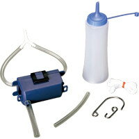 ■商品概要1セット■詳細説明特長：・徹底的にドライブチェーンをクリーニングしたい!という思いから生まれました。洗浄剤を使用しながら、6面のブラシでゴシゴシ洗えます。汚れはドレンホースから排出。