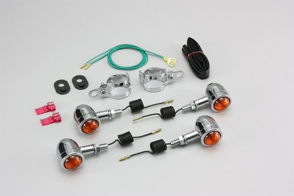 ■商品概要カラー：オレンジレンズ4ヶ入取付バンド、リアステー付12V23W球組込みフォークマウント■注意点※画像には他のカラーリング／他のタイプが含まれている場合があります。■適合車種マグナ(Vツインマグナ)&ensp;マグナ(Vツインマグ...