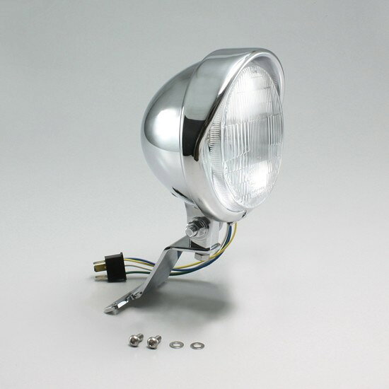 ■商品概要◆カラー：クロームメッキ◆5.5インチ◆H4バルブ12V60/55W◆取付ステー、H4カプラ付■詳細説明光軸調整用ステーの取付け位置を使用して、ステム三又に付属のヘッドライトステーを取付けます。スチール製クロームメッキでバルブ組込...