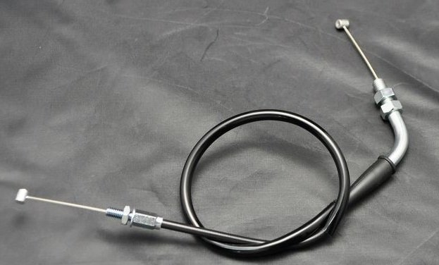 ■商品概要【生産国】日本■詳細説明NSR250R MC18・MC21用のオイルポンプケーブルです。純正同等品のクオリティーで製作致しましたので、安心して使っていただけます。長年使っているれると劣化や摩耗をしている方も多いオイルポンプケーブル...