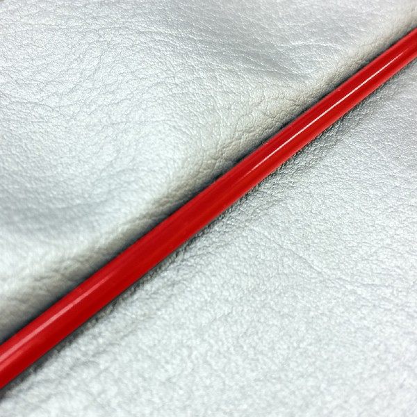 ■注意■この商品は下記となります。必ずご確認ください。カラー：シルバー/赤パイピング■他の商品はこちらですカラー：フルエンボスレッド/赤パイピングはこちらカラー：フルエンボスブルー/赤パイピングはこちらカラー：フルエンボスイエロー/赤パイピ...