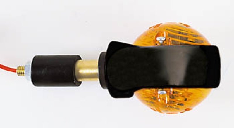 ■商品概要【メーカー品番】202-267Homologation：CE homologatedMaterial：AluminiumCover color：OrangeLight type：BulbPosition：FrontColor：Bl...